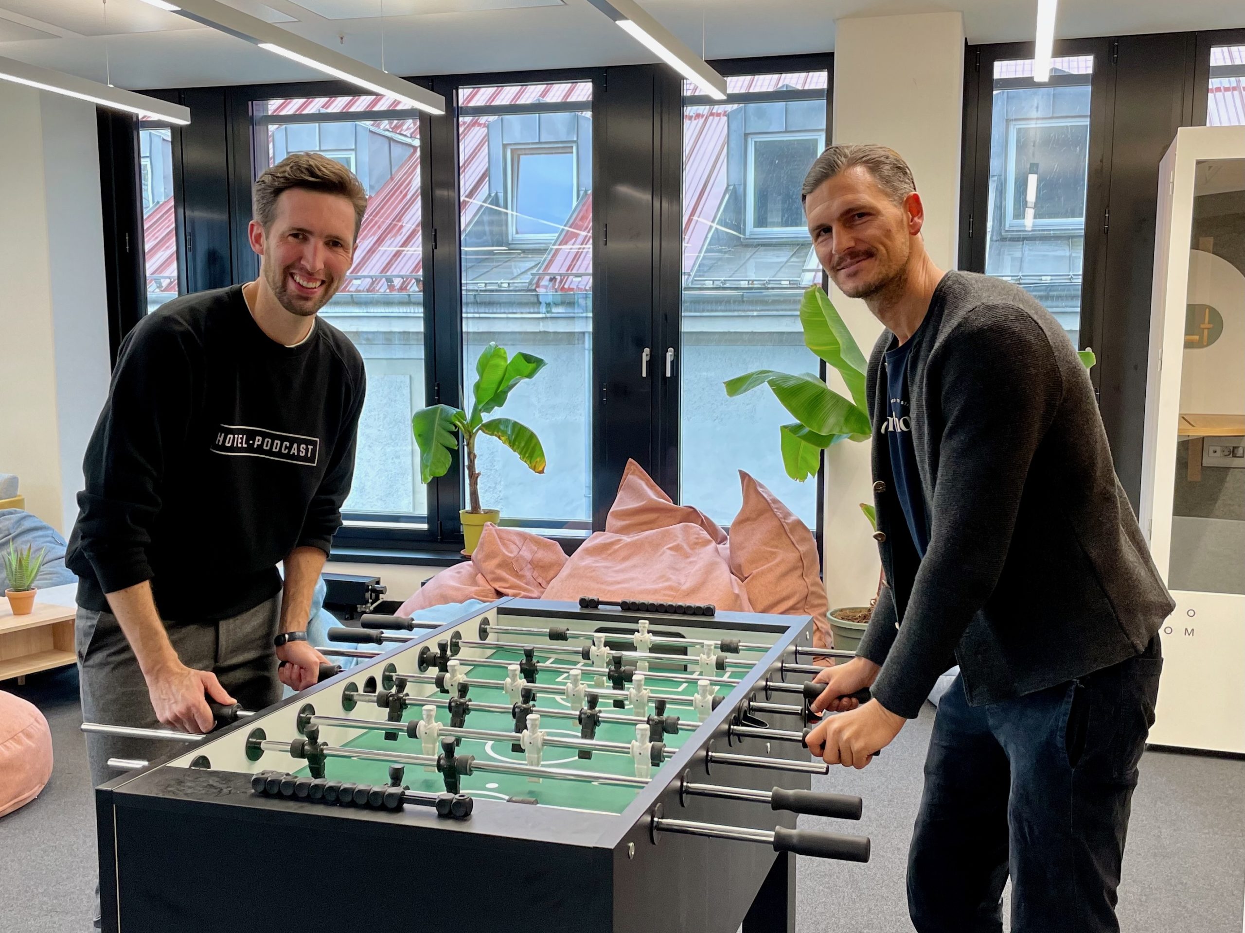 HOTEL-PODCAST — #47 mit Dr. Josef Vollmayr — Man macht's oder macht's nicht